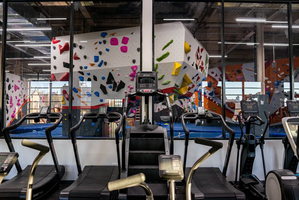 The Cliffs Gowanus: Livin' on the Edge - advantagefitness.com